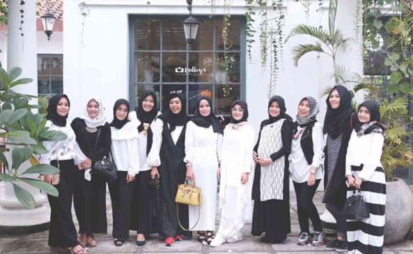 Jenis-Jenis Dresscode yang Perlu Kamu Ketahui – TERAKURAT